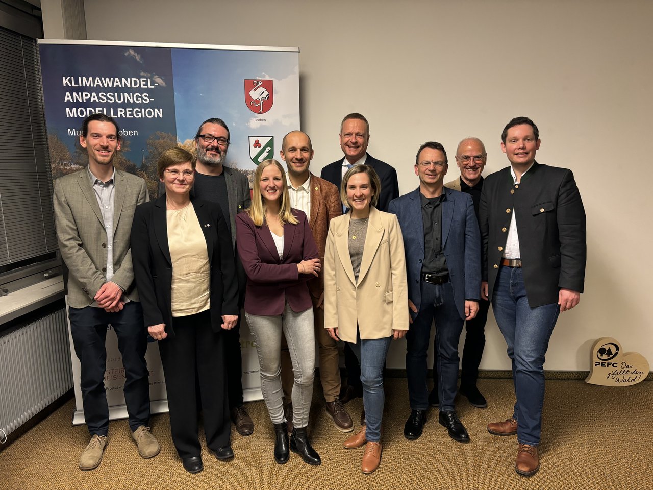 Neue Broschüre zu Bauen & Sanieren mit Holz - MM Holz