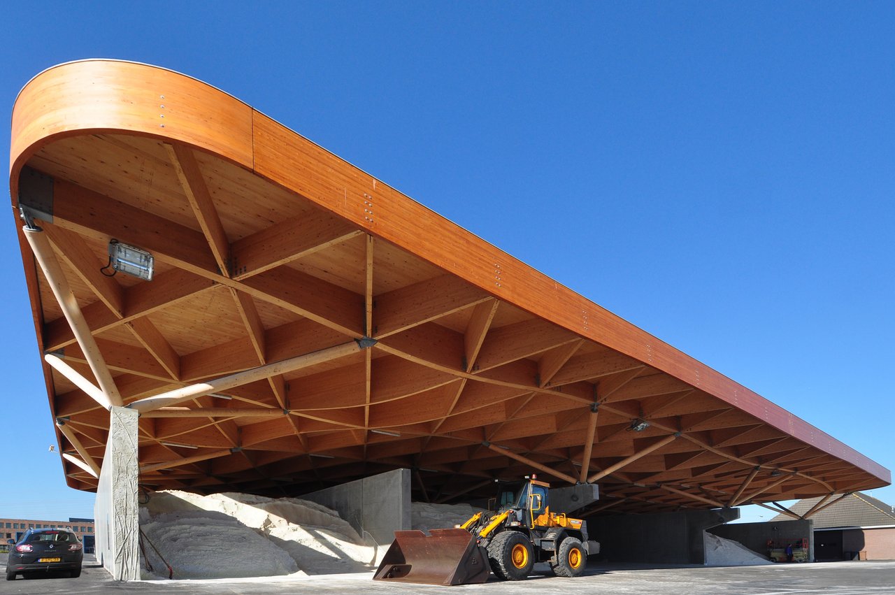 Motorway-Supply Center - MM Holz